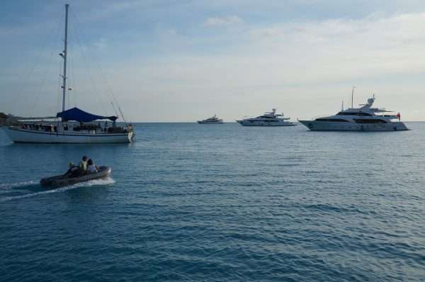 Anchoring 101: Techniques and Tips for Secure Anchorage – Sailing Click