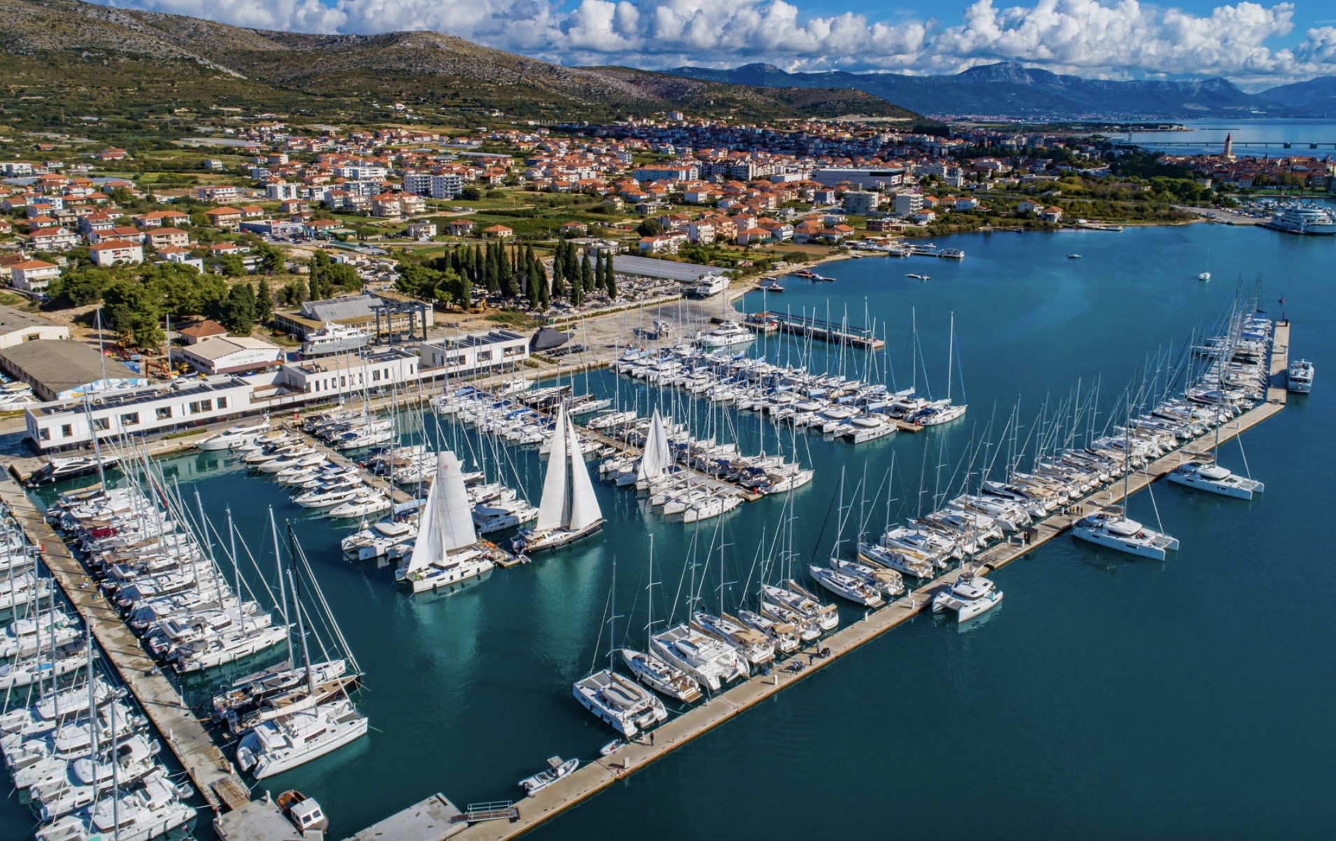 Marina Baotić, Croatia - location, yacht rentals, nearest airport ...
