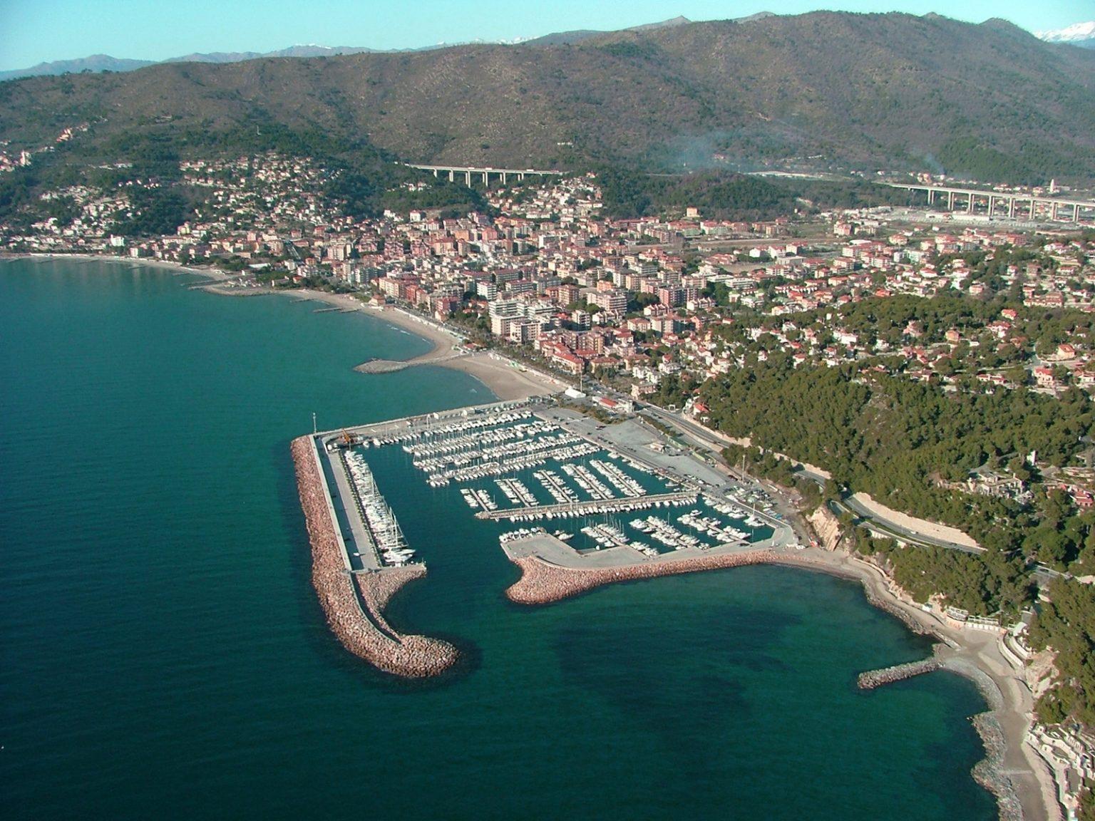 Marina di Andora, Italy - location, yacht rentals, nearest airport ...