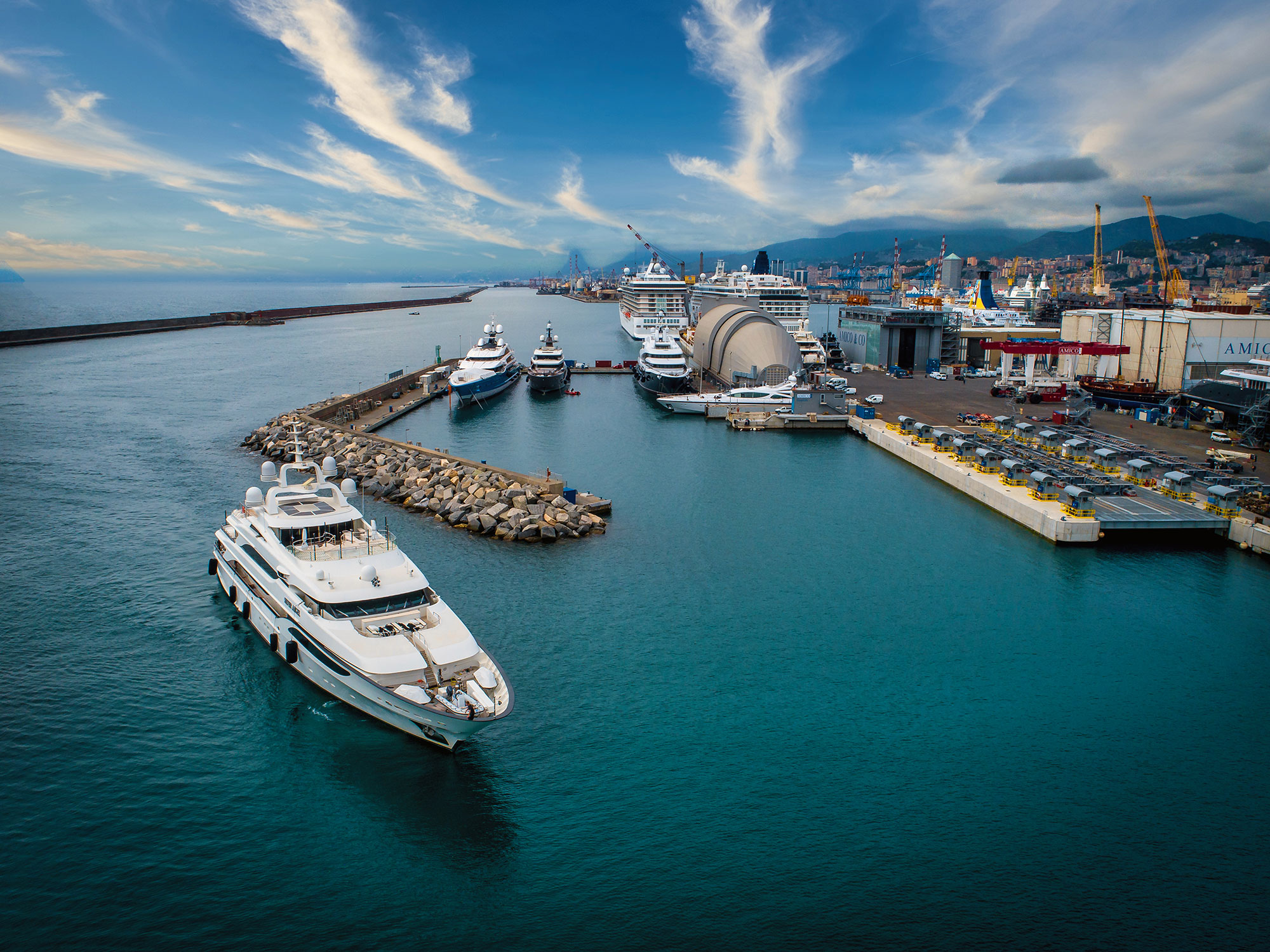 WATERFRONT MARINA, Italy - location, yacht rentals, nearest airport ...